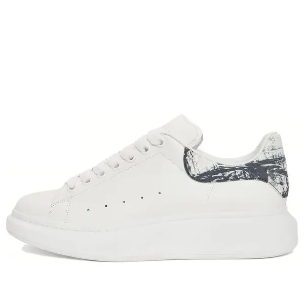 Alexander McQueen Oversized Sneakers - White/black