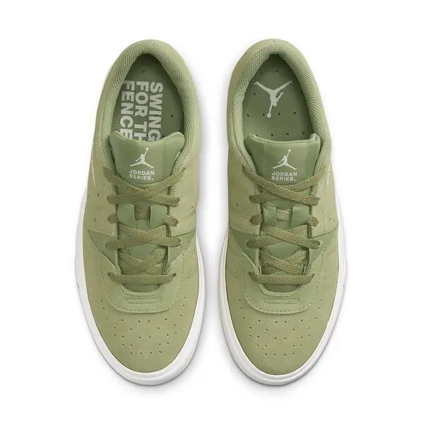 JORDAN Air Series Es Sneakers