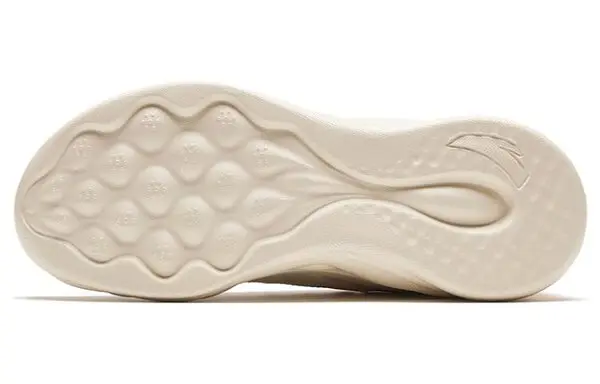 ANTA Fluffy 2 Sneakers