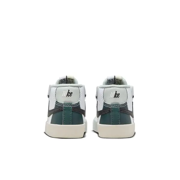 Nike Blazer Mid '77 Se Sneakers