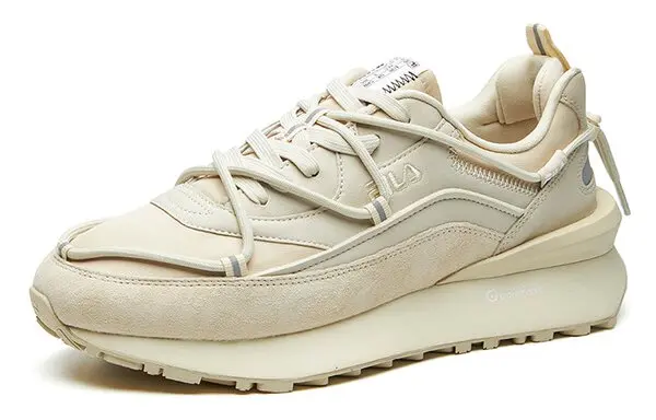 FILA FUSION Retro Low Top Sneakers
