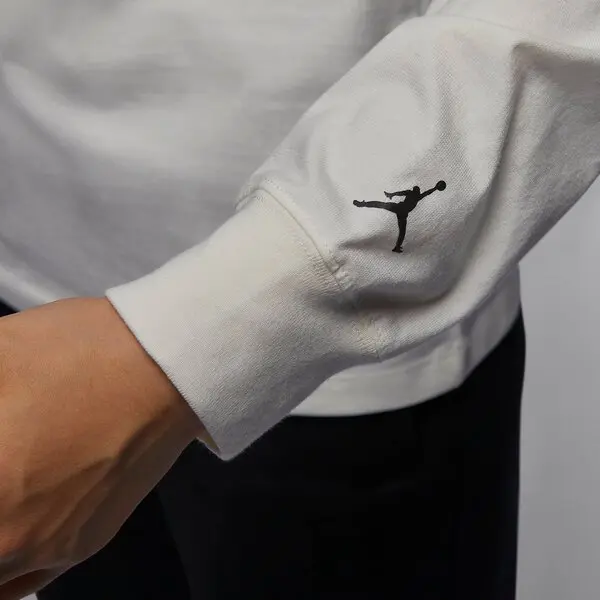 JORDAN Long-sleeve Graphic T-shirt