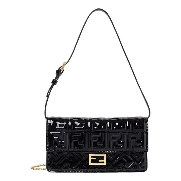 Fendi Baguette Wallet On Chain - Black