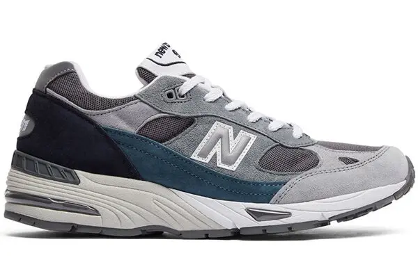 NEW BALANCE 991 Made In England Sneakers - Grey