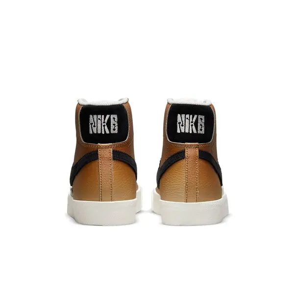 Nike Blazer Mid '77 Se "ale" High Top Sneakers - Brown