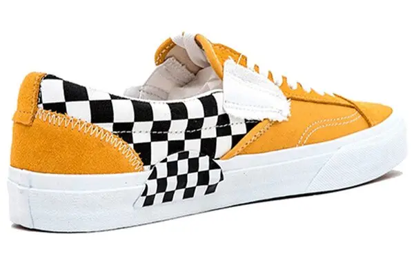 VANS Slip-on Cap Sneakers
