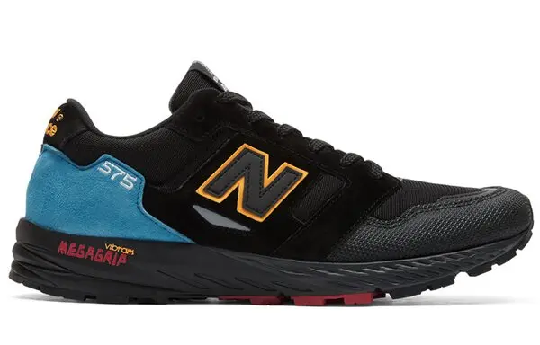 NEW BALANCE 575 "urban Peak" Sneakers - Black/blue