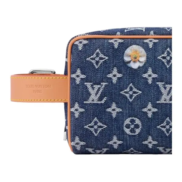 LOUIS VUITTON Locker Dopp Kit