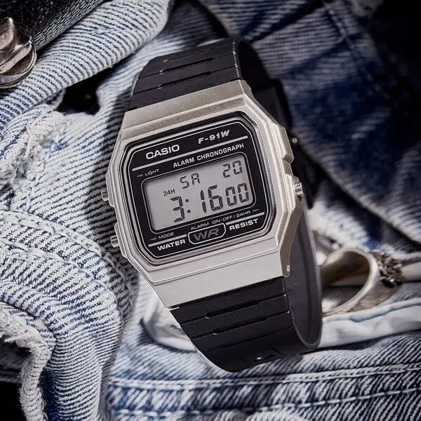 Casio Digital Watch With Water Resistance - Black/silver