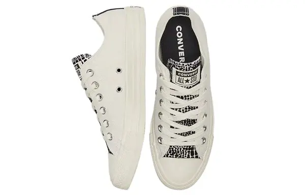 CONVERSE Chuck Taylor All Star Low Top Sneakers - Creamwhite/black