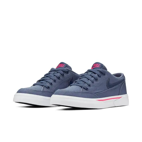 Nike Gts '16 Txt Low Top Sneakers - Blue