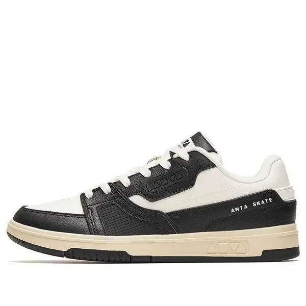 ANTA Lifestyle Low Top Sneakers - Black/white