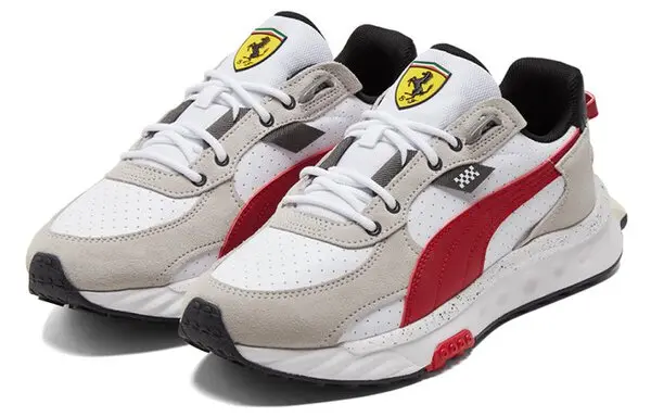 PUMA Scuderia Ferrari X Wild Rider Low Top Sneakers - White/black/red
