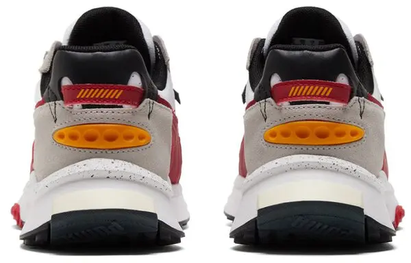 PUMA Scuderia Ferrari X Wild Rider Low Top Sneakers - White/black/red