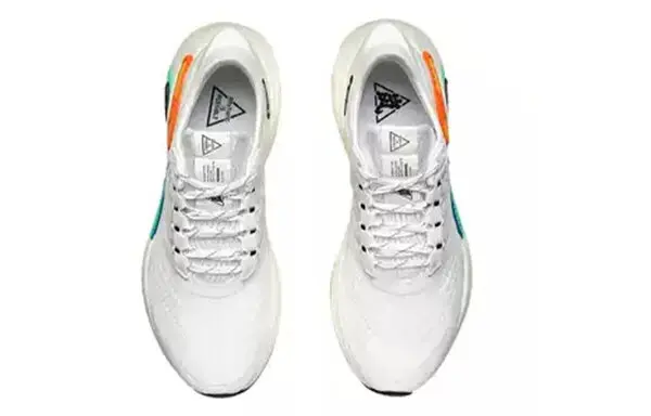 LI-NING Lam Plus Sneakers