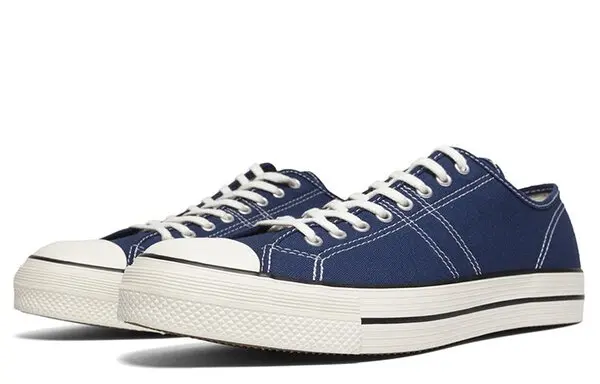 CONVERSE Lucky Star Navy Low Top Sneakers