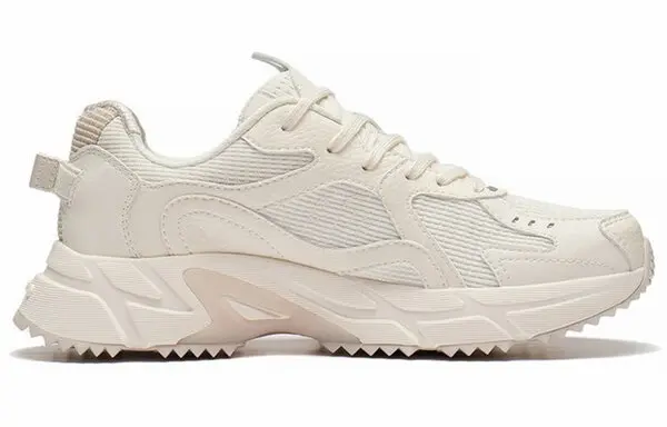 LI-NING Casual Lightweight Low-top Sneakers - White/beige