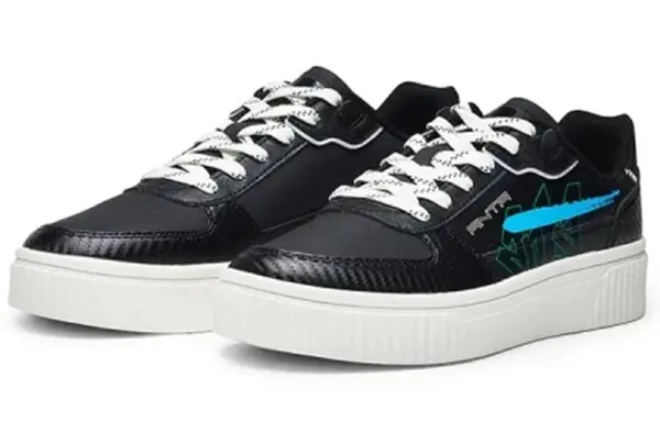 ANTA Life Series Low Top Sneakers