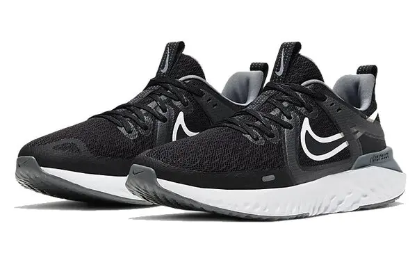 Nike Legend React 2 Athletic Sneakers - Black/white-cool Grey