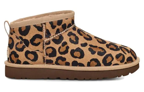 UGG Classic Ultra Mini Spotty Ankle Boots - Leopard
