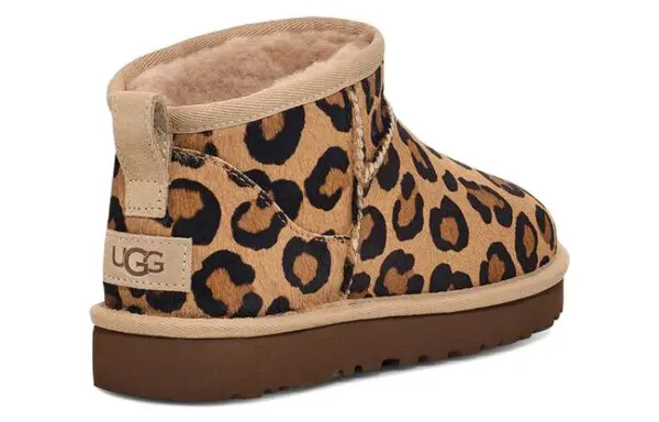 UGG Classic Ultra Mini Spotty Ankle Boots - Leopard