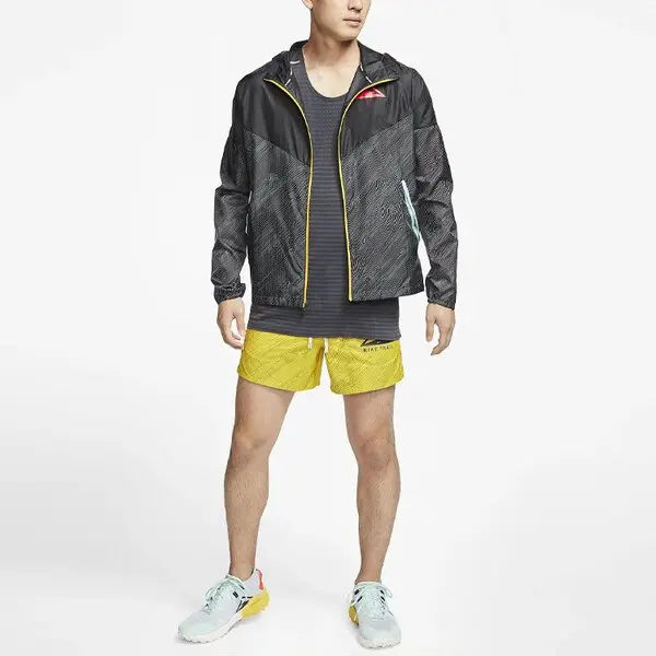 Nike Windrunner Hooded Trail Running Jacket
