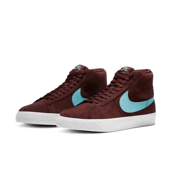 Nike Zoom Blazer Mid Sb Sneakers