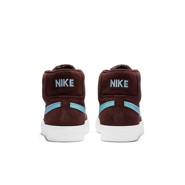 Nike Zoom Blazer Mid Sb Sneakers