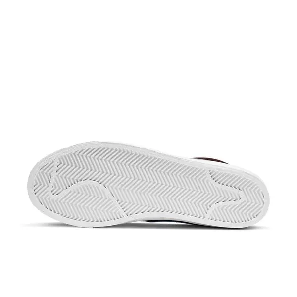 Nike Zoom Blazer Mid Sb Sneakers