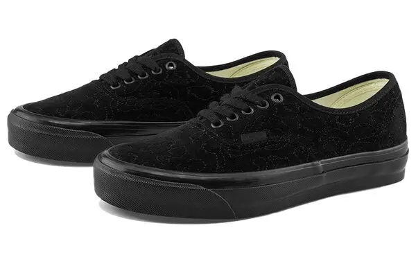 VANS Og Authentic Lx Velvet Embroidery Leopard Sneakers - Black