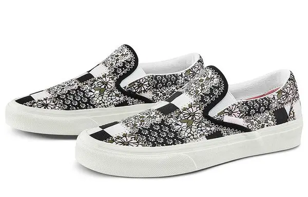 VANS Classic Slip-on "patchwork Floral" Sneakers - Multi-color