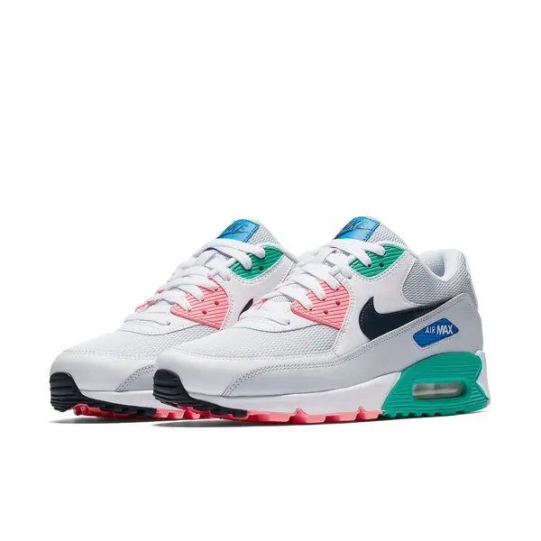 Nike Max 90 Essential Sneakers