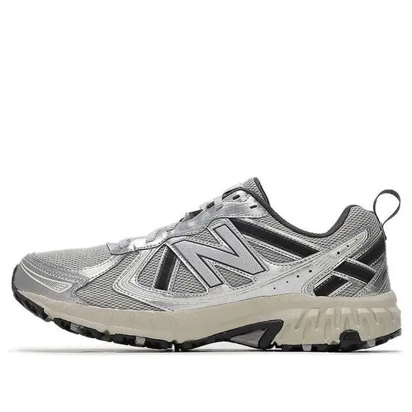 NEW BALANCE Low Top Sneakers - Silver/black