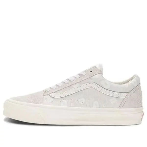 VANS X Undefeated Old Skool Sneakers - White/grey