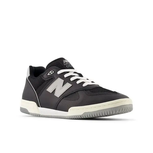 NEW BALANCE 600 X Tom Knox Sneakers - Black