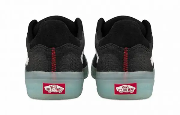 VANS Evdnt Ultimate Waffle Sneakers - Black/white