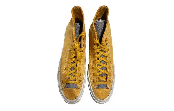 CONVERSE Chuck 70 Renew High Top Sneakers - Orange