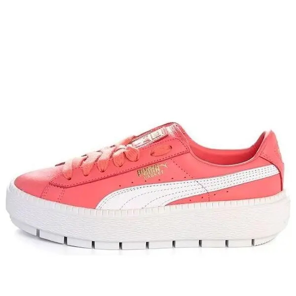 PUMA Platform Trace Leather Cleated Low Top Sneakers