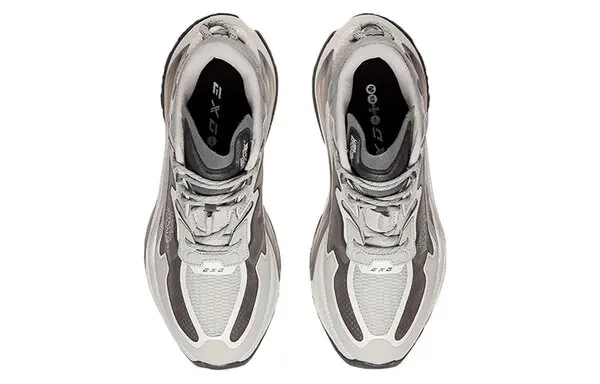 LI-NING Infinity Low Top Sneakers - Default Colorway
