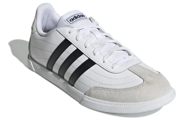 Adidas Okosu Sneakers - White/black