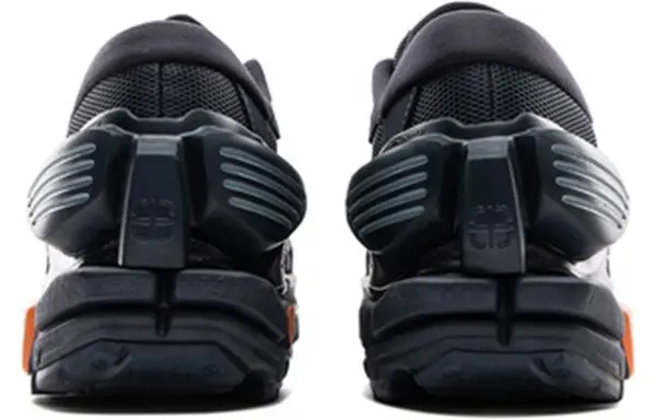 LI-NING Sun Chaser Sneakers - Black