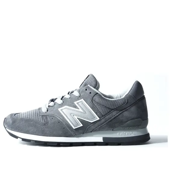 NEW BALANCE M996 - Grey