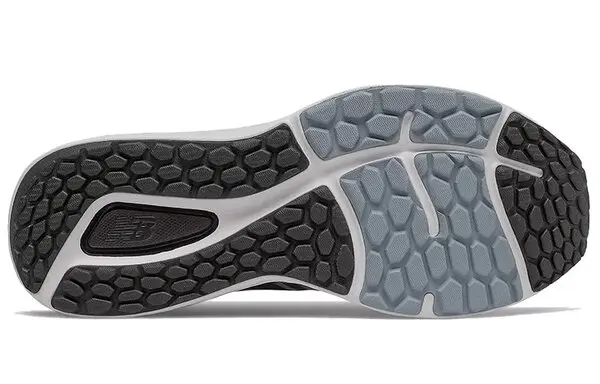 NEW BALANCE Fresh Foam 680v7 Athletic Sneakers - Black/white/silver