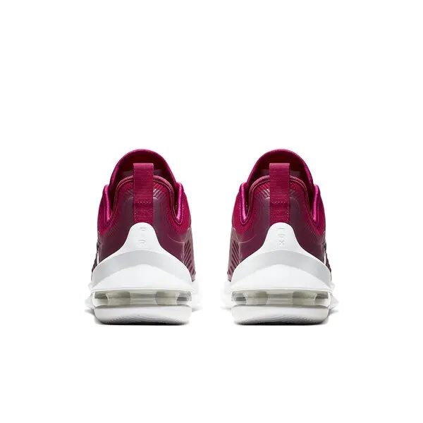 Nike Max Axis Sneakers