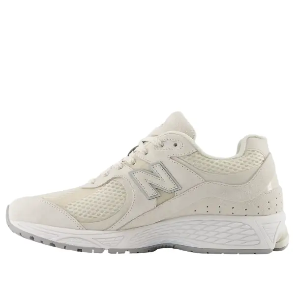 NEW BALANCE 2002r Sneakers - Beige/white