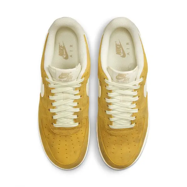 Nike Force 1 '07 Low Top Sneakers