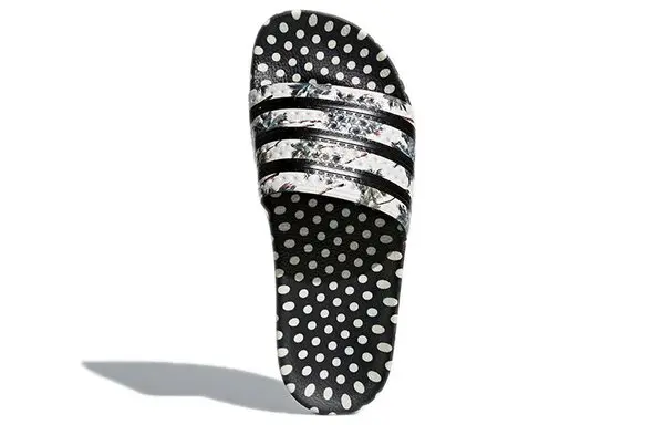 Adidas Adilette Slide - Black