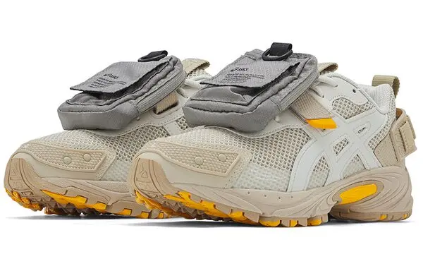 Asics Gel-kahana Tr V3 Sneakers - Beige/white