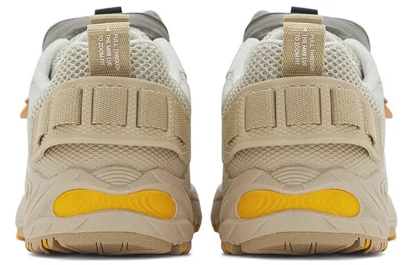 Asics Gel-kahana Tr V3 Sneakers - Beige/white