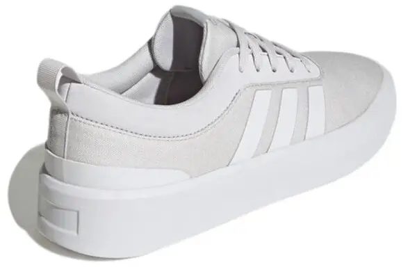 Adidas Futurevulc Sneakers - Gray/white